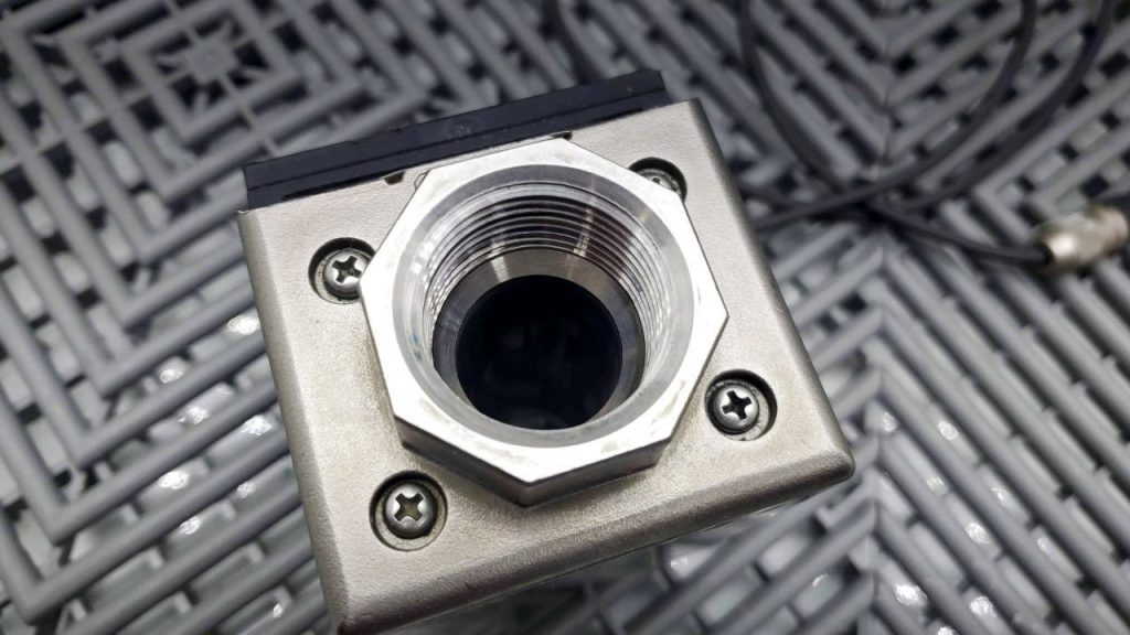 Keyence FD-MZ100ATK Capacitance Electrode Electromagnetic Flow Sensor ...