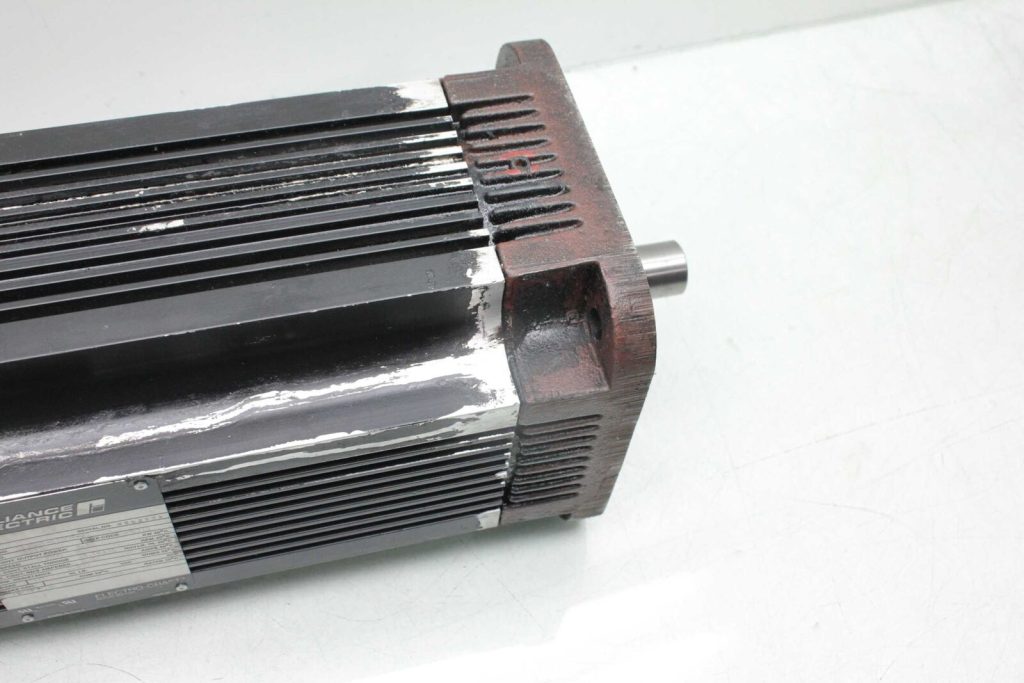Reliance Electric 1326AB-B520E-21 / Servo Motor / Allen Bradley Encoder ...