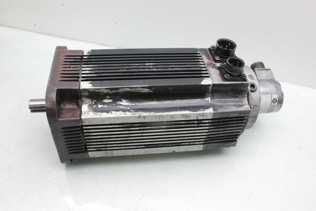 Reliance Electric 1326AB-B520E-21 / Servo Motor / Allen Bradley Encoder ...