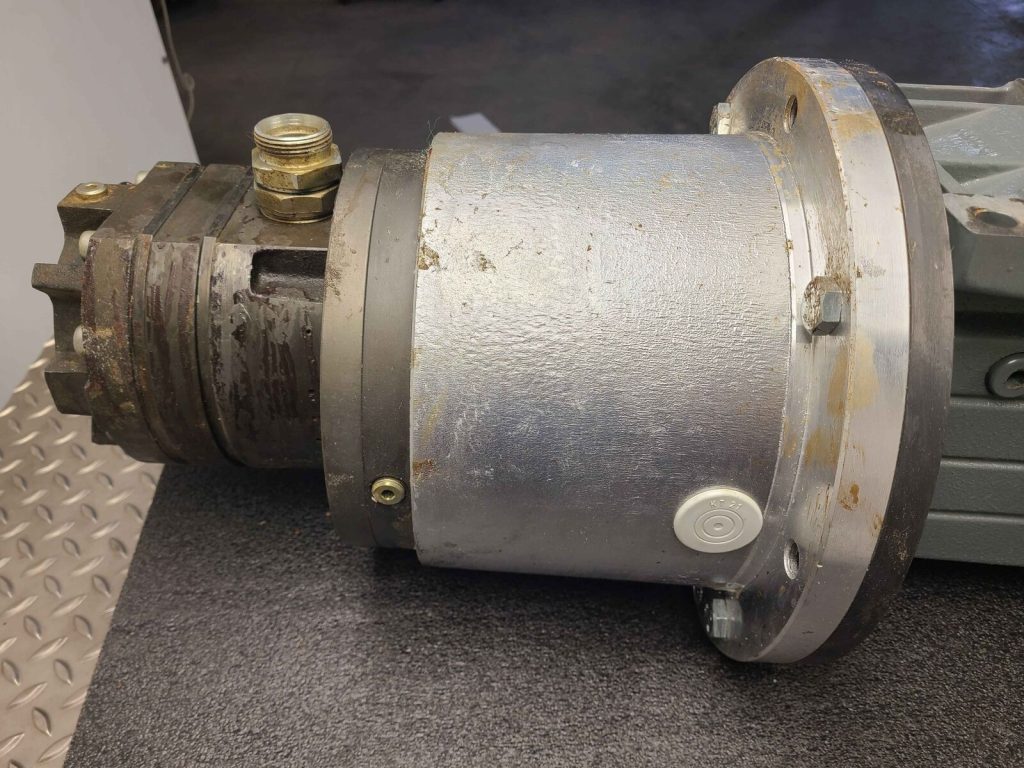 Beinlich BP 10001695 Magnetic Coupling Pump with Lenze MDEMAXX 100-12 ...