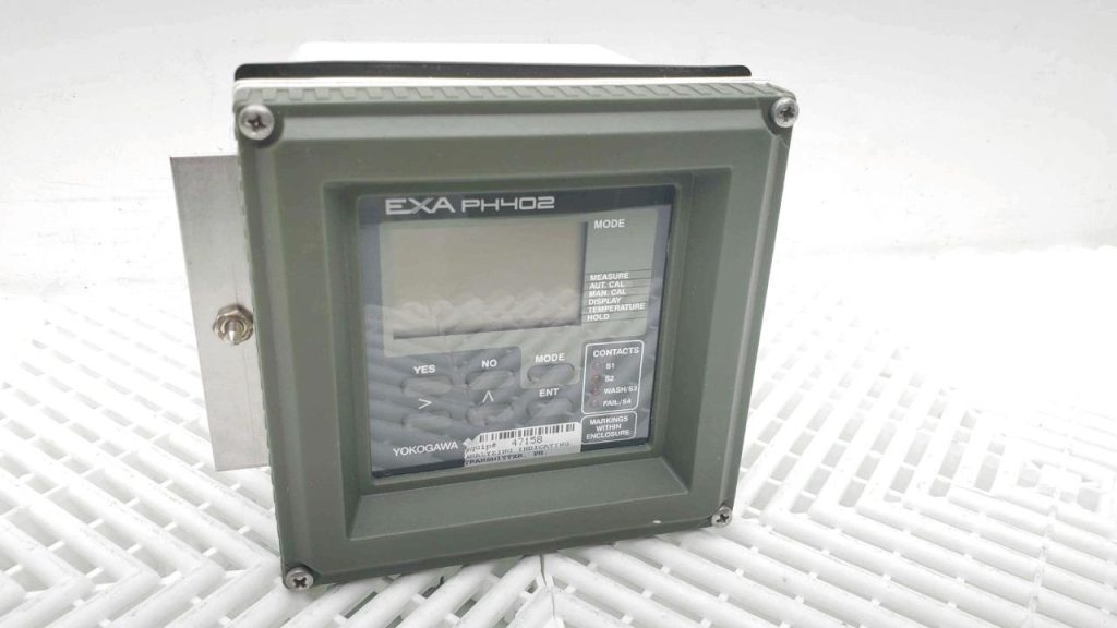 Yokogawa EXA PH402 pH/ORP Analyzer Conductivity Transmitter pH Converter w Mount - Used - Motion ...