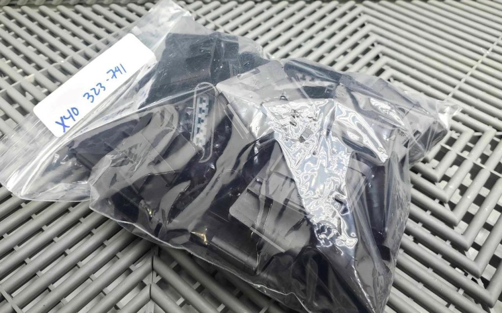 Lot of (40) New Delphi Aptiv PA6-GB20 GF10 Female Terminal Connector ...