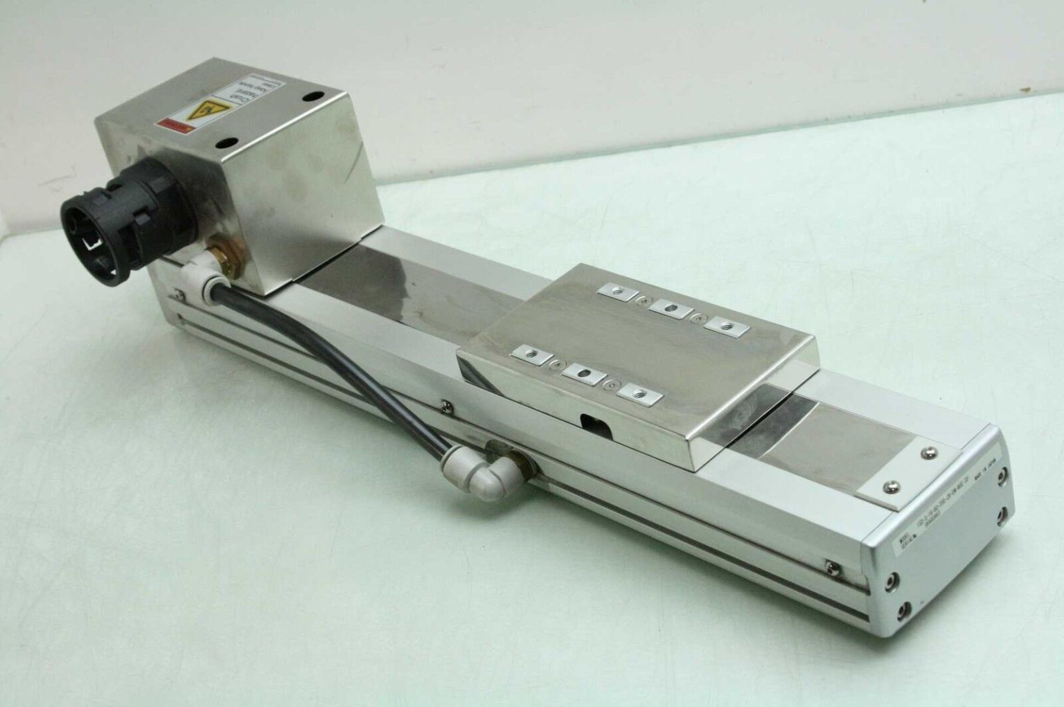 IAI Intelligent Actuator ISD-S-16-60-200-CR Ball Screw Linear Actuator ...