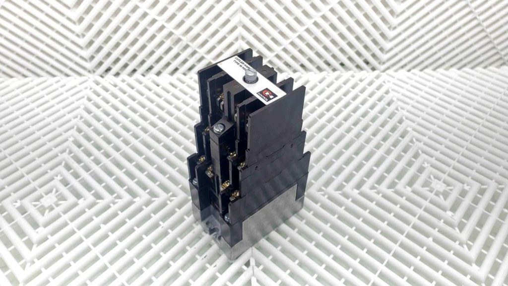 Eaton D26MB Relay Type M Series w/ Accessory Attachments, Relay Timer - Used - Motion ...