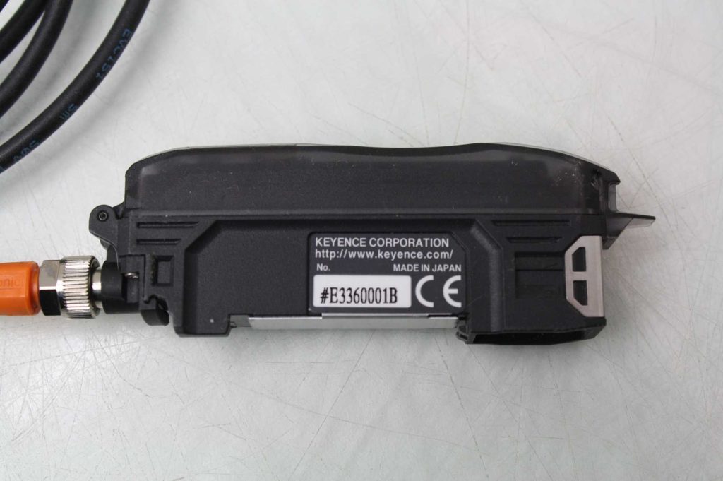 Keyence FS-N15CP Digital FIber Optic Amplifier M8 Connector 24V DC w ...