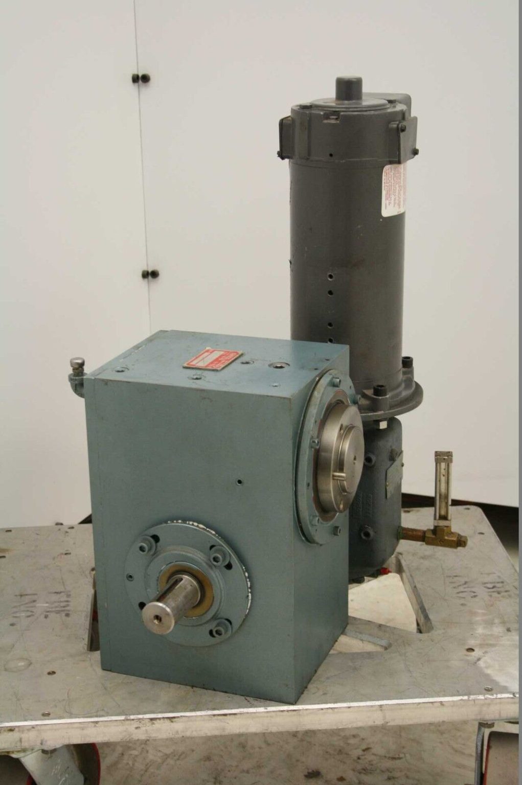 Camco FD200-4-F100-270 Rotary Indexer 4 Stop / 270 Deg Index Period 90V ...