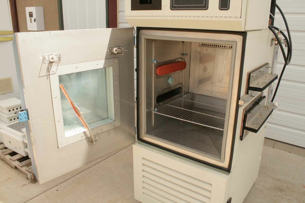 Tenney T10RC-1.5 Environmental Chamber For Parts, -73°C to 200°C - For ...