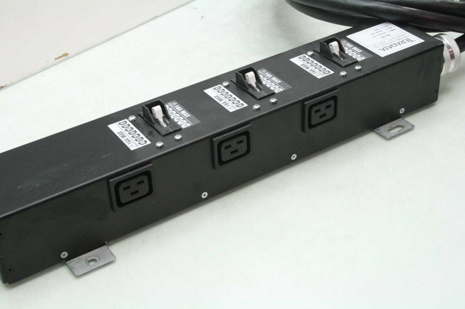 TeraData PDU Nema IEC60320-C19 Rack 16A Power Strip 200-240V Walther ...