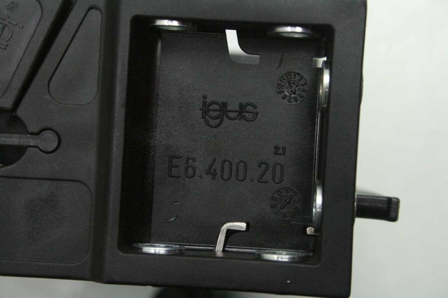 Igus E6-40-01-075 Energy Chain Cable Wireway Carrier Chain 38" Long E6 ...