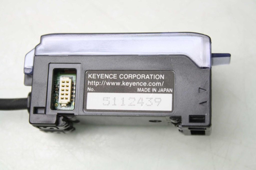 Keyence FS-V1P Photoelectric Fiber Optic Sensor Amplifier - Used ...