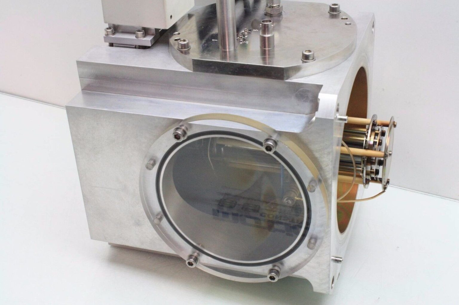 Kratos Maldi High Vacuum Mass Spectrometer Process Head VAT 01234-YA06 ...